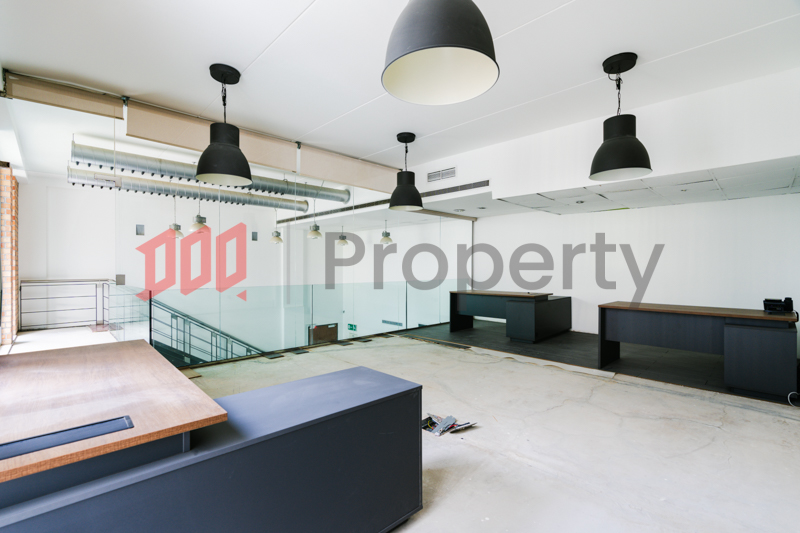 Bright Office | Fully Fitted | DDA Freezone License - Doo Me Property ...